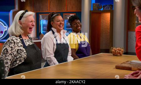 EASY-BAKE BATTLE, from left: host Antoni Porowski, guest judge Ilan ...
