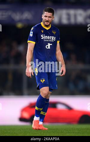 Thomas Henry of Hellas Verona during Hellas Verona vs US Cremonese, 5 ...