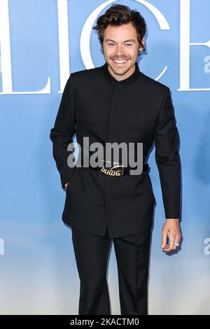 LOS ANGELES - NOV 1: Harry Styles, Sarah Schechter, Robbie Rogers at ...