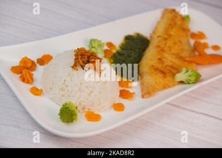 Recipe for Hake fillet breaded with panko, rice, carrot chips and ...