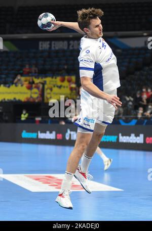 Sigvaldi Gudjonsson (Iceland) against Montenegro. EHF Euro 2022. Main ...