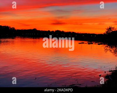 Sunset over Morse Lake in Cicero, Indiana USA Stock Photo - Alamy