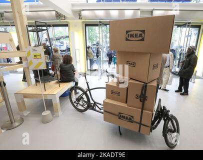 IKEA PARIS LA MADELEINE Stock Photo - Alamy