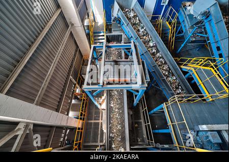 System of conveyors carrying trash at waste processing plant Stock ...