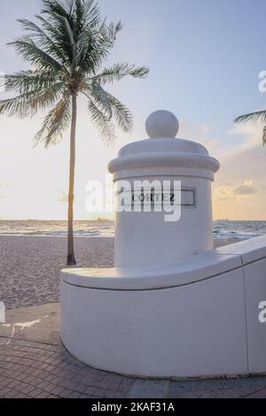 Famous Fort Lauderdale wave wall and promenade with a lifeguard tower ...