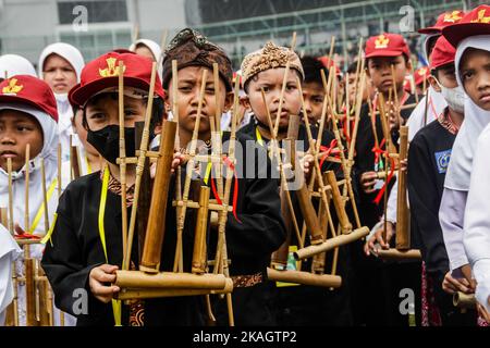 Bandung, West Java, Indonesia. 3rd Nov, 2022. Children from a number of ...