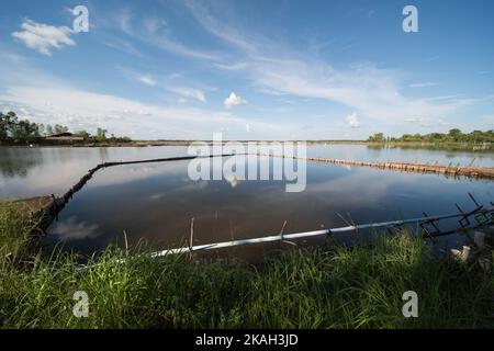 Ban Dung Salt Farms, Ban Dung is in the province of Udon Thani ...