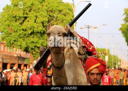 Procession of the goddess Parvati at the Gangaur festival in Jaipur ...