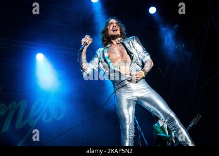 Singer Justin Hawkins from The Darkness during their guest appearance ...
