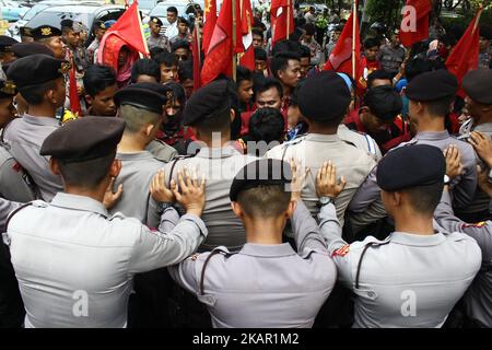 Indonesian peoples held a rally as a form of solidarity for the ...