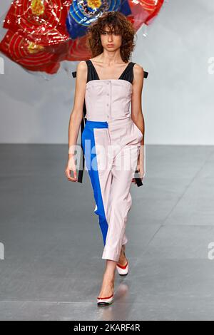 A model walk wearing Fyodor Golan SS18 during the London Fashion Week ...