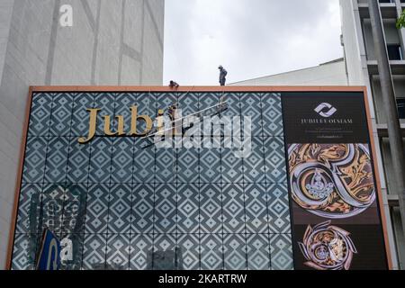Mourners queuing up to pay their respects near Wang Fuk Court housing ...