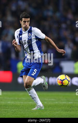 Porto's Spanish defender Ivan Marcano (R) vies with Brandon Barker ...