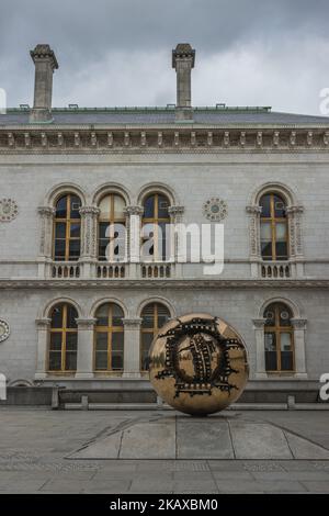 Ireland, Dublin, the Trinity College harp also called Brian Boru harp ...