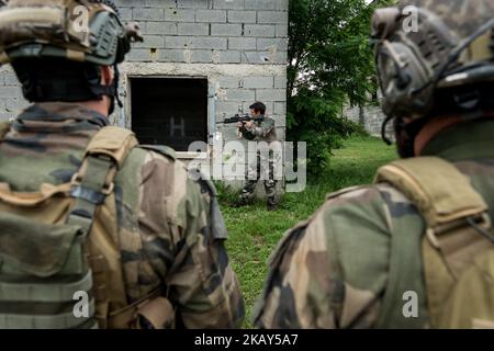 The mountain commando group of the 7th battalion of alpine hunters ...