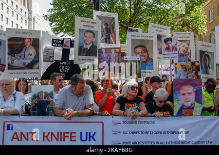 Signs for victims of Knife-Crime. Friends and Families of Knife-crime ...