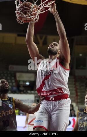 16 TYLER CAIN of Openjobmetis in action during the FIBA Europe Cup ...