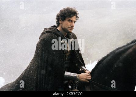 KING ARTHUR, Ioan Gruffudd, 2004, (c) Touchstone/courtesy Everett ...