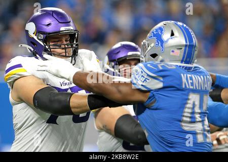 Minnesota Vikings offensive tackle Brian O'Neill (75) answers questions ...