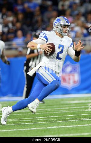 Detroit Lions quarterback Jeff Driskel throws before an NFL football ...