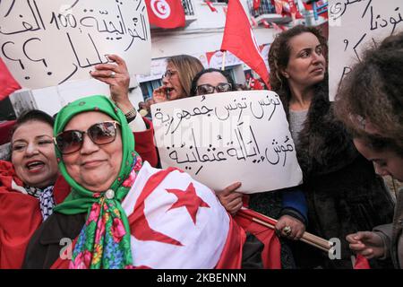 Ottoman Empire Flag, Turkish Republic Flag Stock Photo - Alamy