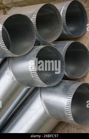 Heap of steel pipes close up Stock Photo - Alamy