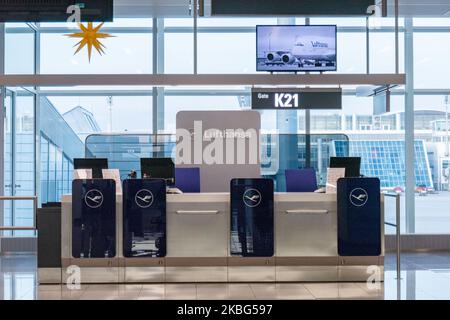 Interior of the Terminal 2 and K gates area of Munich Airport ...