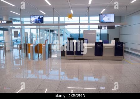 Interior of the Terminal 2 and K gates area of Munich Airport ...