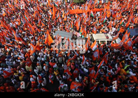 Maharashtra navnirman sena flag on hut in slum ; Mahim Sion Link Road ...