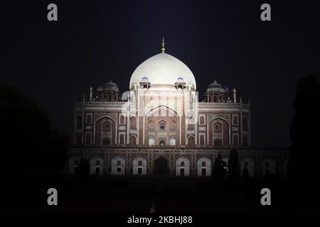 Night scene at Himayun tomb in New Delhi, India on 22 February 2020 ...