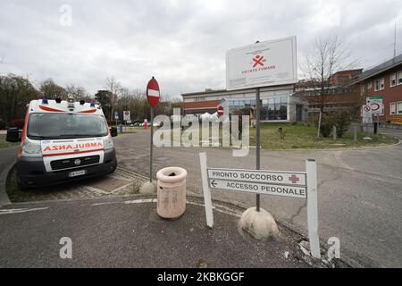 Entrance to the emergency room of the Bernardino Ramazzini hospital ...