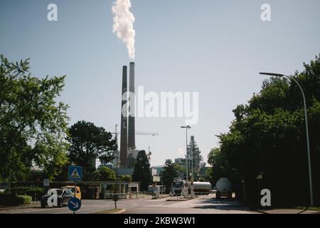 General view of Shell oil refinery in Cologne, Germany, on July 23 ...