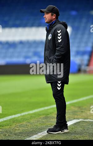 Oldham Athletic's Harry Kewell (Head Coach) in action during the Sky ...