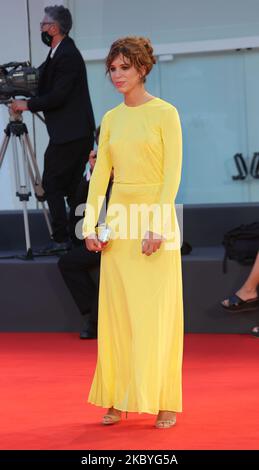 Eleonora De Luca walks the red carpet ahead of the movie ''Le Sorelle ...
