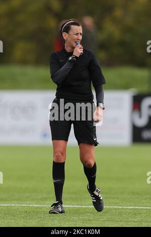 Referee Jane Simms Stock Photo - Alamy