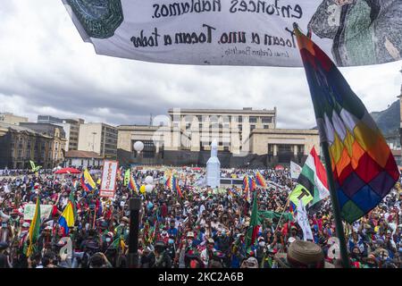 Indigenous community participates in protest against the national ...
