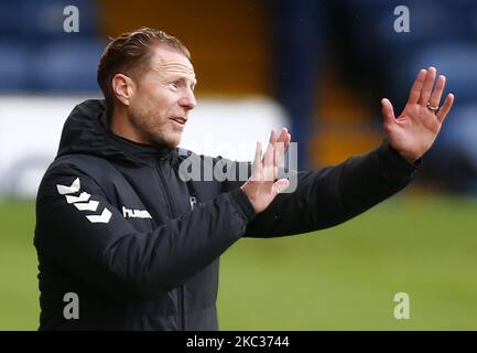 Mark Molesley manager of Southend United during Sky Bet League Two ...