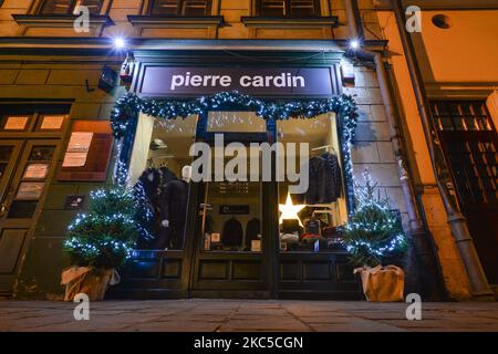 Pierre Cardin Shop Krakow Stock Photo - Alamy