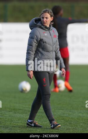 Liverpool manager Vicki Jepson during the FA Women's Championship match ...