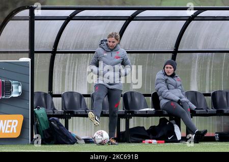 Liverpool manager Vicki Jepson during the FA Women's Championship match ...