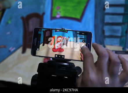 Palestinian women with a hearing impairment receive cartoons training ...