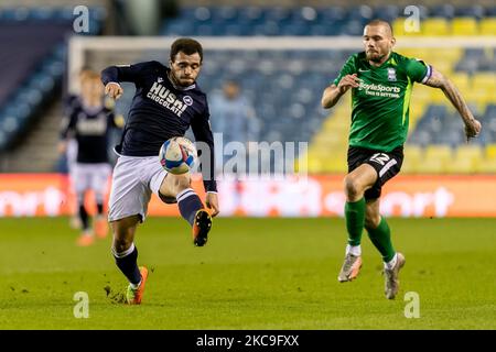 Mason Bennett of Millwall controls the ball during the Sky Bet ...