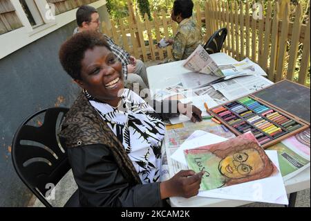 Decatur, Georgia. 20th Mar, 2008. Lois Curtis displays self portrait ...