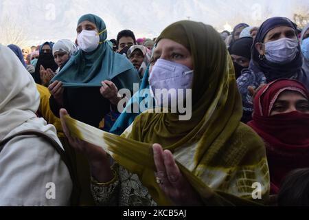 March 19, 2021: Srinagar, Kashmir, India. 19 March 2021. Muslim ...