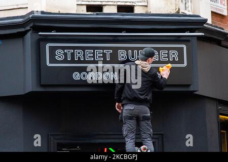 Adding the finishing touches as Gordon Ramsay's Street Burger takes ...