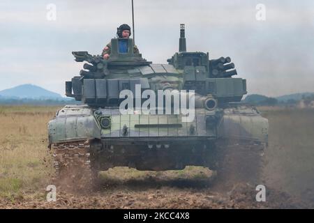 Czech Army T-72M4 Main Battle Tank Stock Photo - Alamy