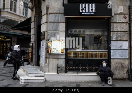ISTANBUL, TURKEY - APRIL 04, 2021: Athlete running Istanbul Half ...