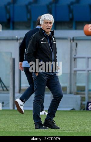 Roma manager Gian Piero Gasperini (right) with Gianluca Mancini during ...
