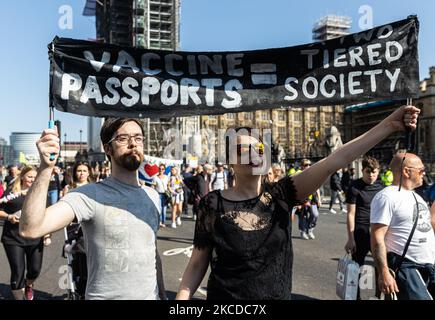 Protestors take to the streets across the capital for an Anti Lockdown ...