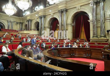 First plenary session of the new government in the Parliament of ...